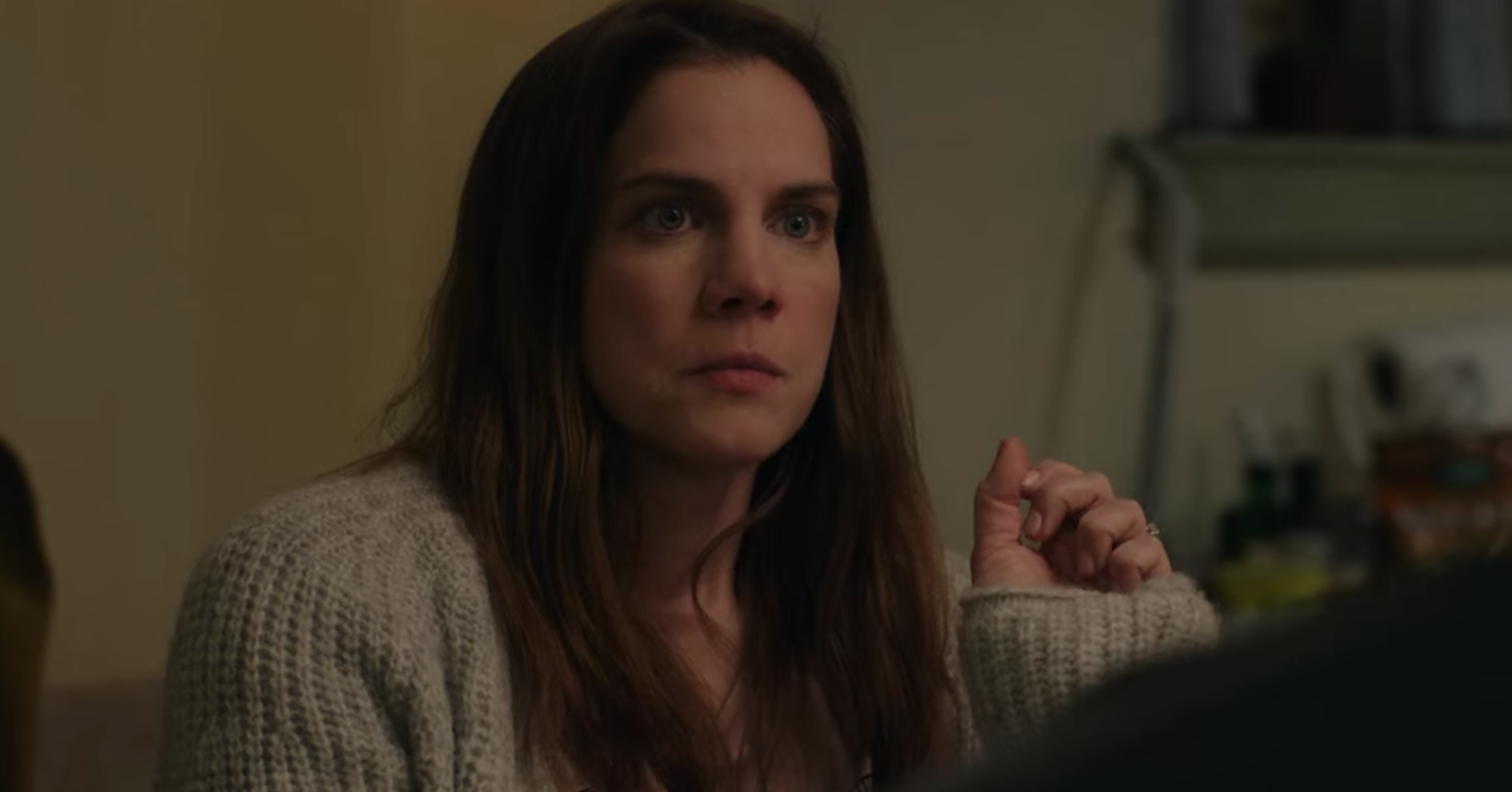 Inventing Anna: Episode 1: Life of a VIP Review (2022) – The Crooked Pen